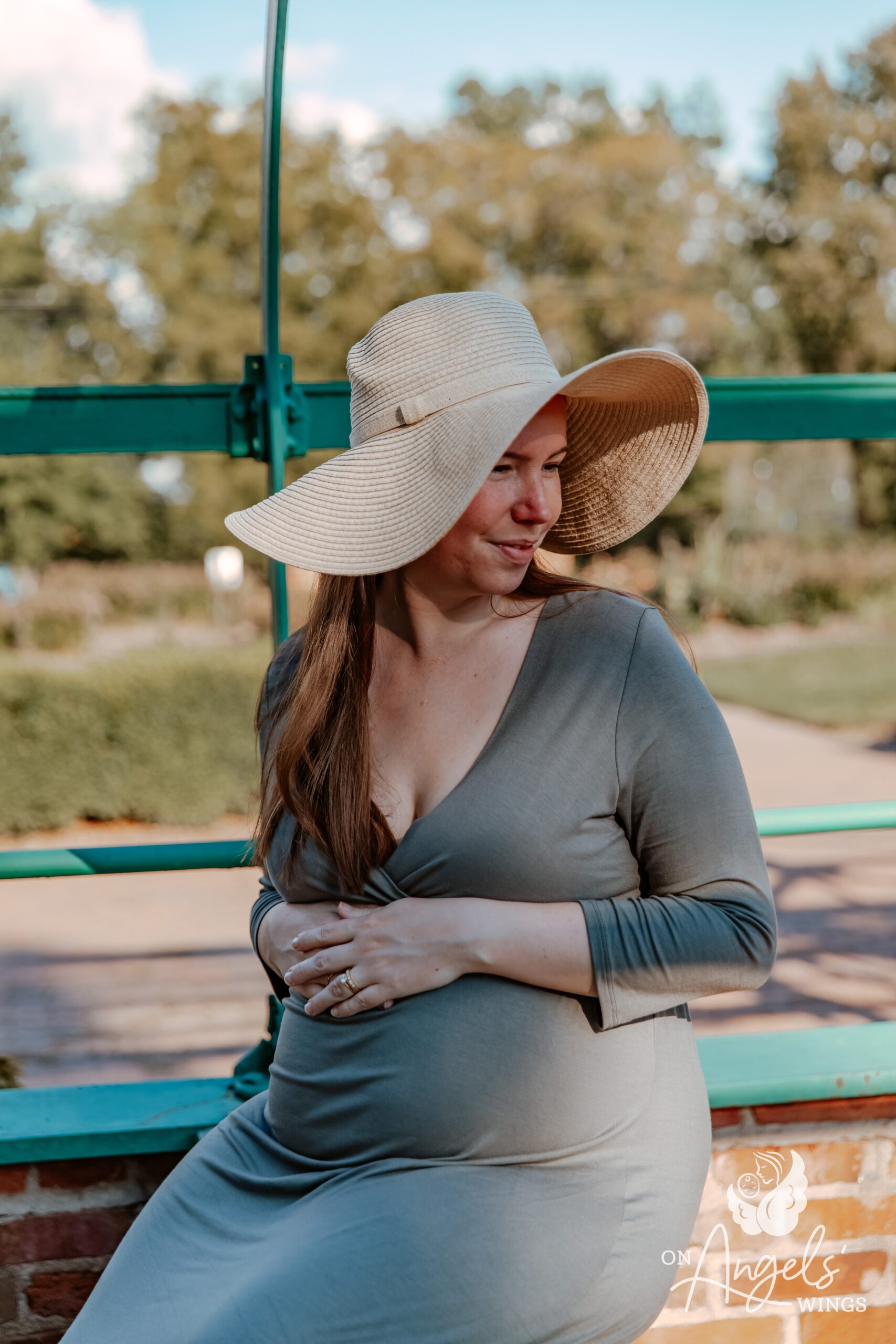 Abigail : Everything Will Be Alright - On Angels Wings